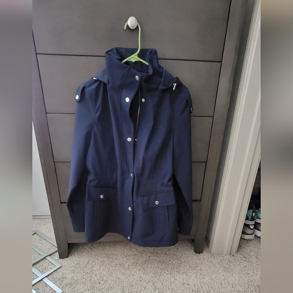 Below Zero | Jackets & Coats | Trench Coat | Poshmark